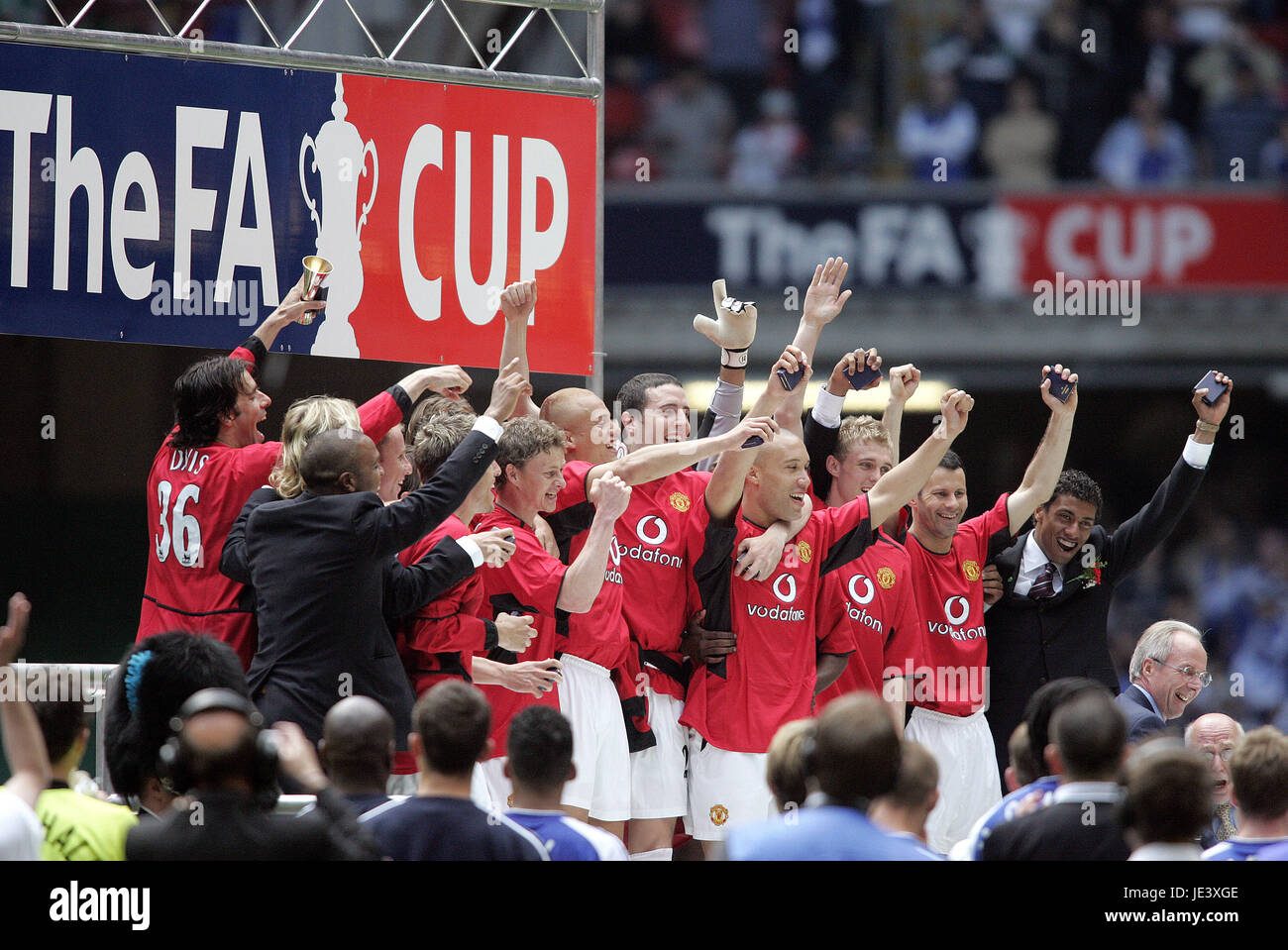 Cardiff V Millwall High Resolution Stock Photography and Images - Alamy