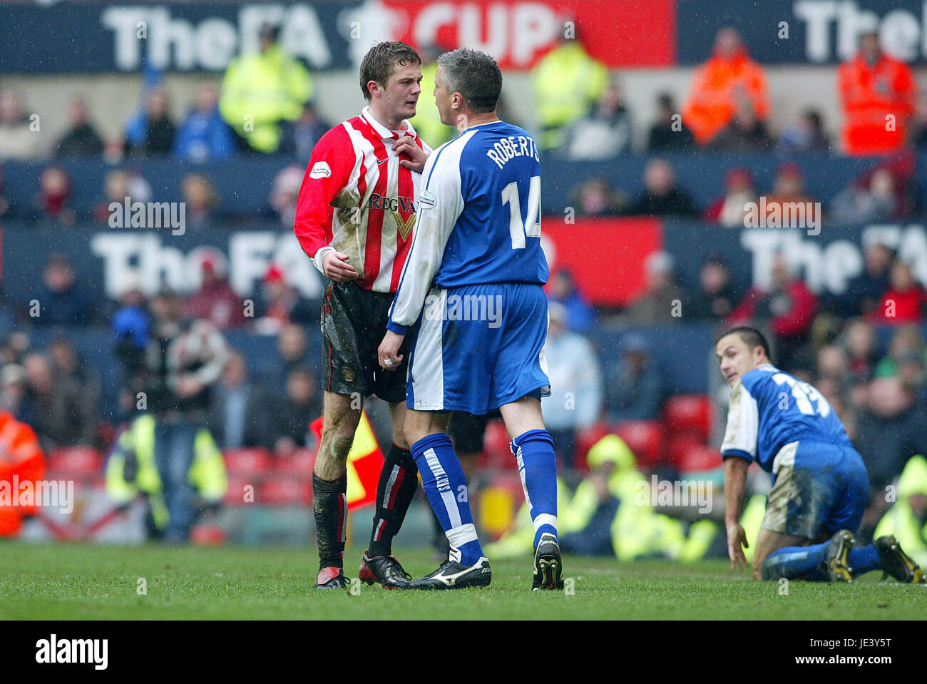 GEORGE MCCARTNEY ANDY ROBERTS SUNDERLAND V MILLWALL OLD TRAFFORD ...