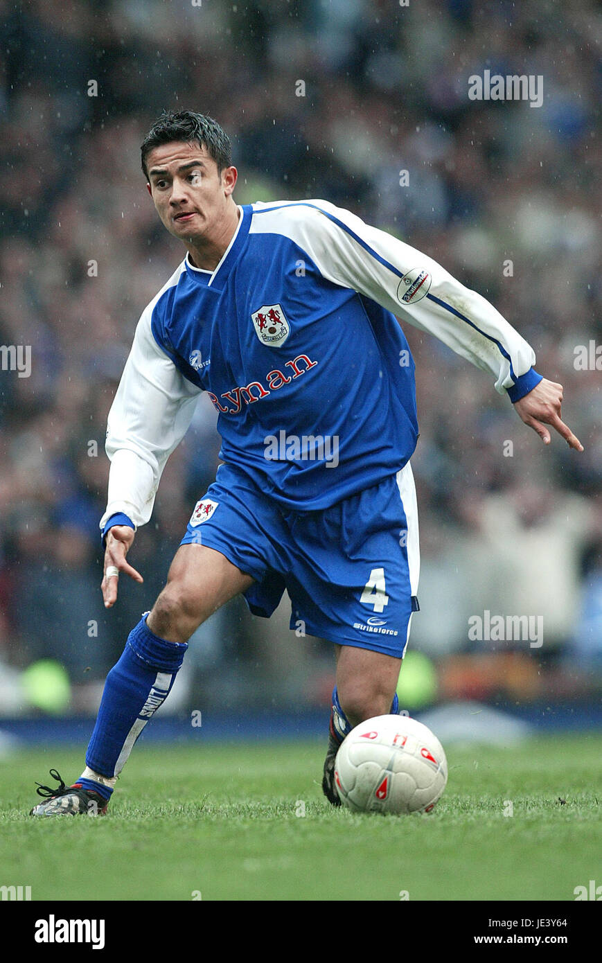 Tim cahill millwall hi-res stock photography and images - Alamy