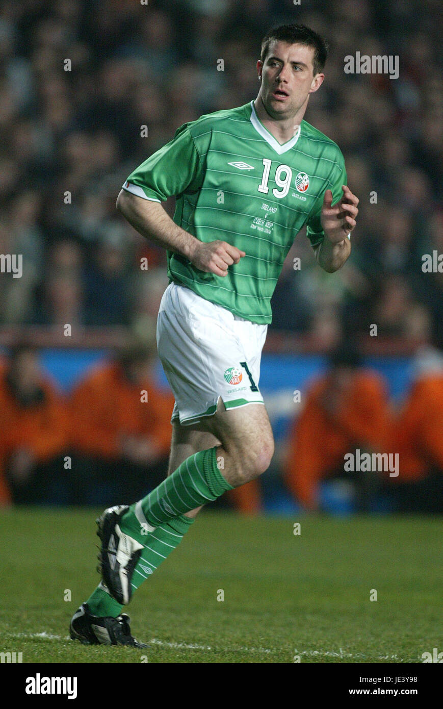 ALAN LEE REP OF IRELAND & CARDIFF CITY LANSDOWNE ROAD DUBLIN IRELAND 31 ...