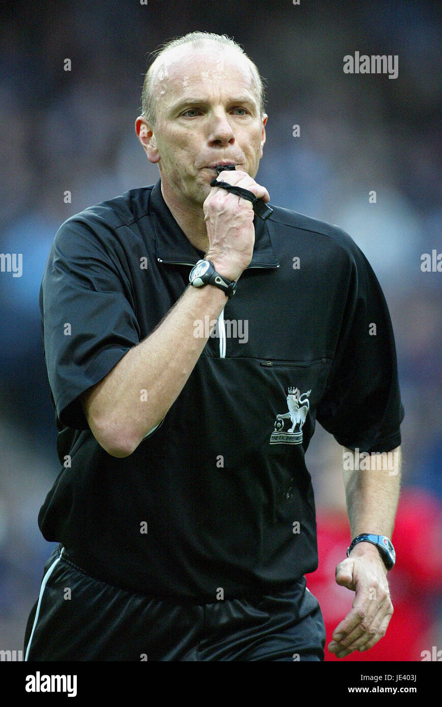 Football referee steve bennett High Resolution Stock Photography and ...