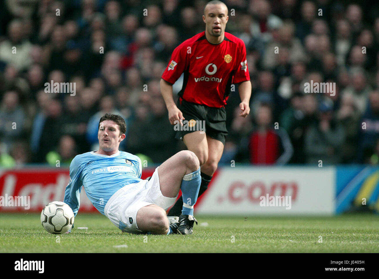JON MACKEN & MIKAEL SILVESTRE MANCHESTER CITY V MANCHESTER U SPORTS ...