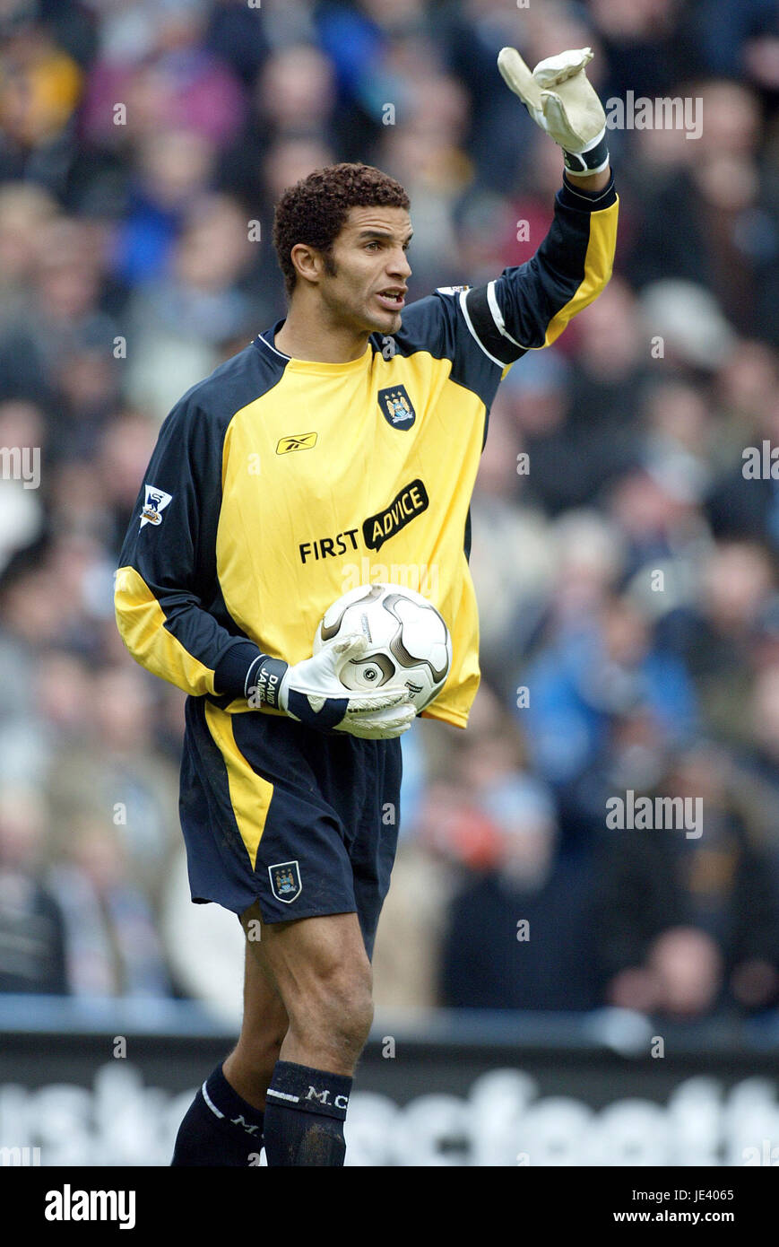 14 march 2004 manchester hi-res stock photography and images - Alamy
