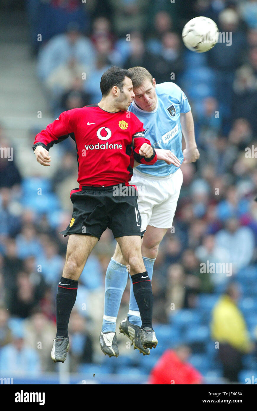 RYAN GIGGS & RICHARD DUNNE MANCHESTER CITY V MANCHESTER U SPORTS CITY ...
