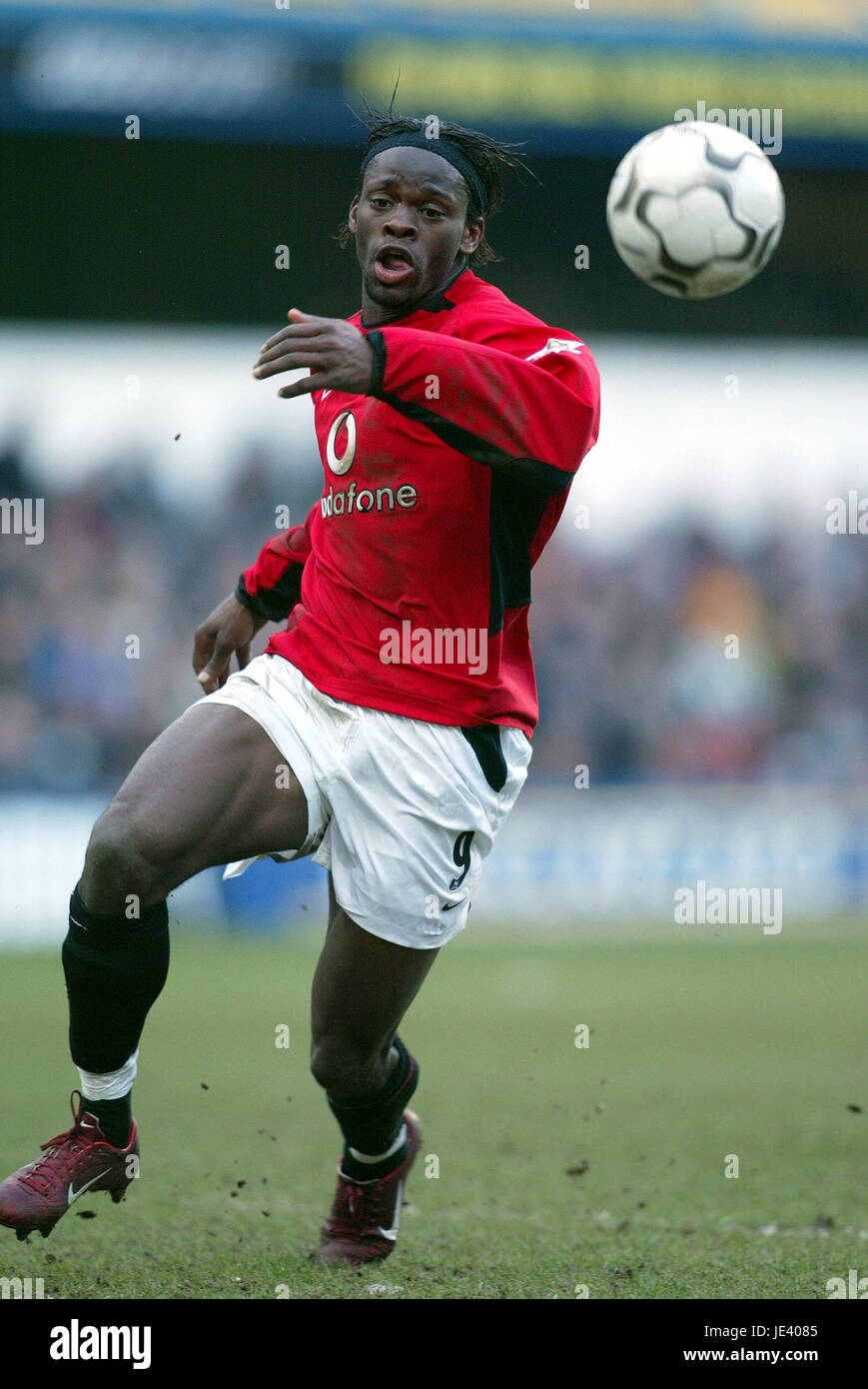 Louis saha fulham hi-res stock photography and images - Alamy