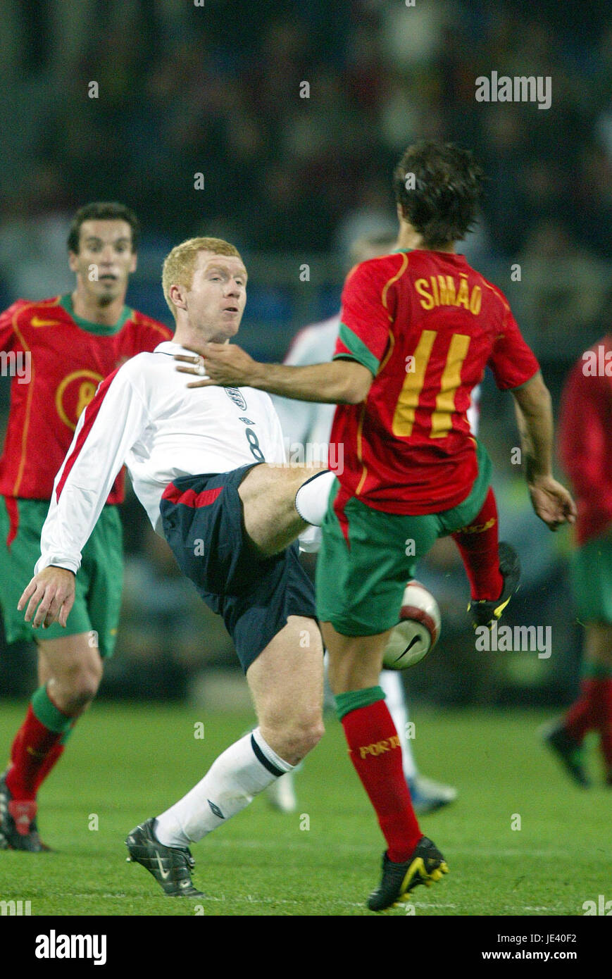 PAUL SCHOLES & SIMAO PORTUGAL V ENGLAND ESTADIO ALGARVE FARO PORTUGAL ...