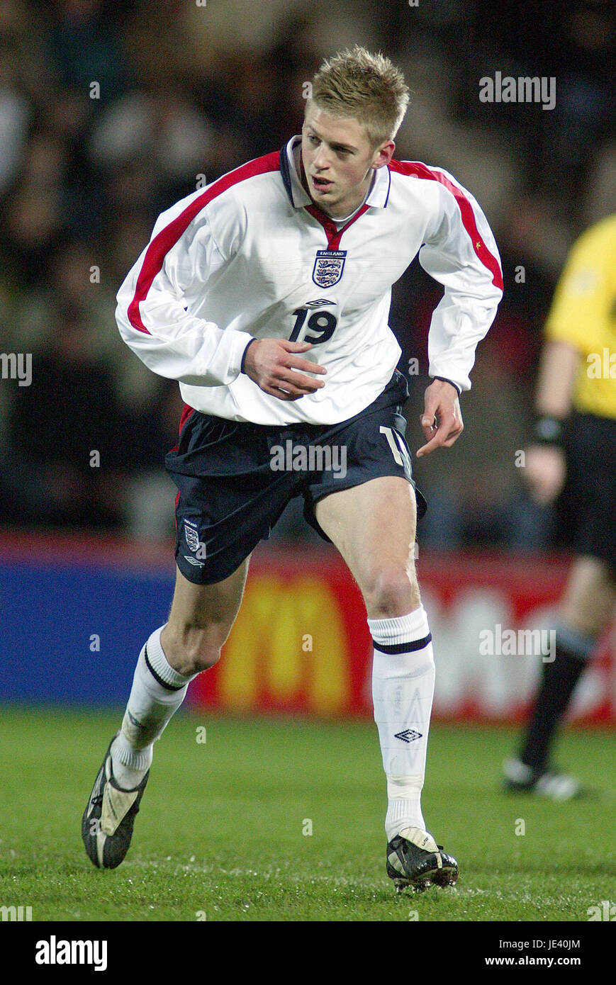 JONATHAN STEAD ENGLAND U21 & BLACKBURN ROVERS KC STADIUM HULL ENGLAND ...