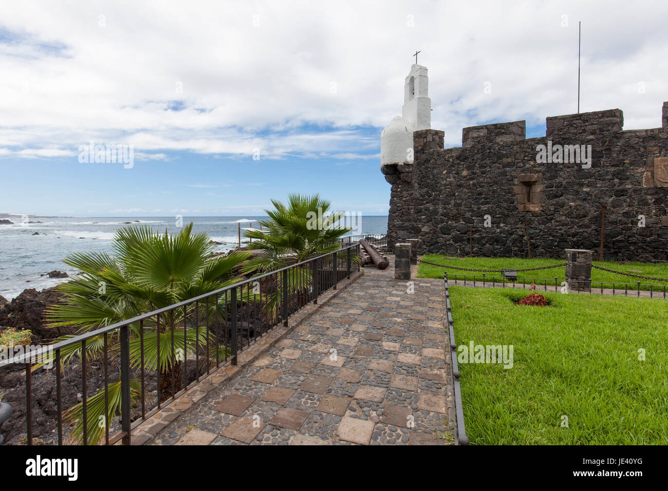Open air salt water baths hi-res stock photography and images - Alamy