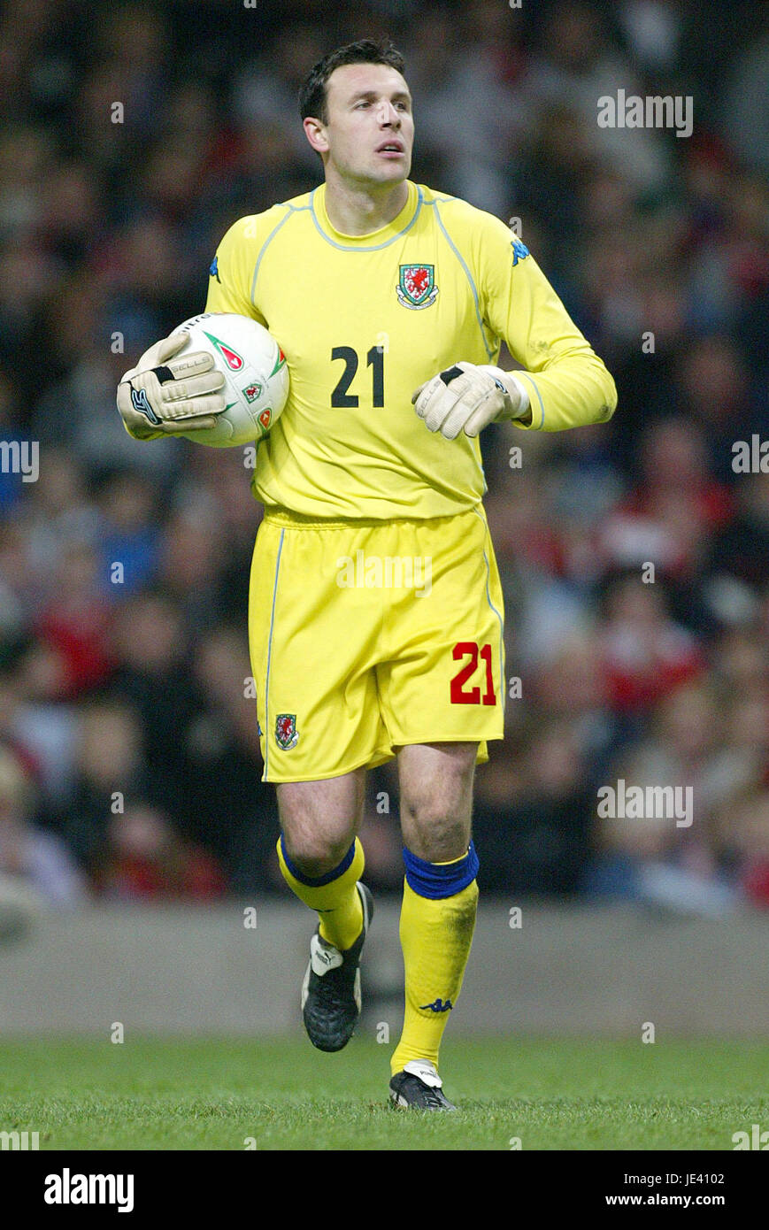 DARREN WARD WALES & NOTTINGHAM FOREST FC MILLENIUM STADIUM CARDIFF ...