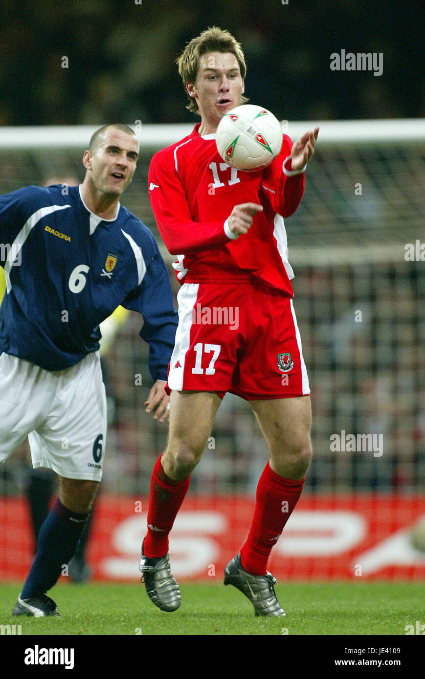PAUL RITCHIE & GARETH TAYLOR WALES V SCOTLAND MILLENIUM STADIUM CARDIFF ...