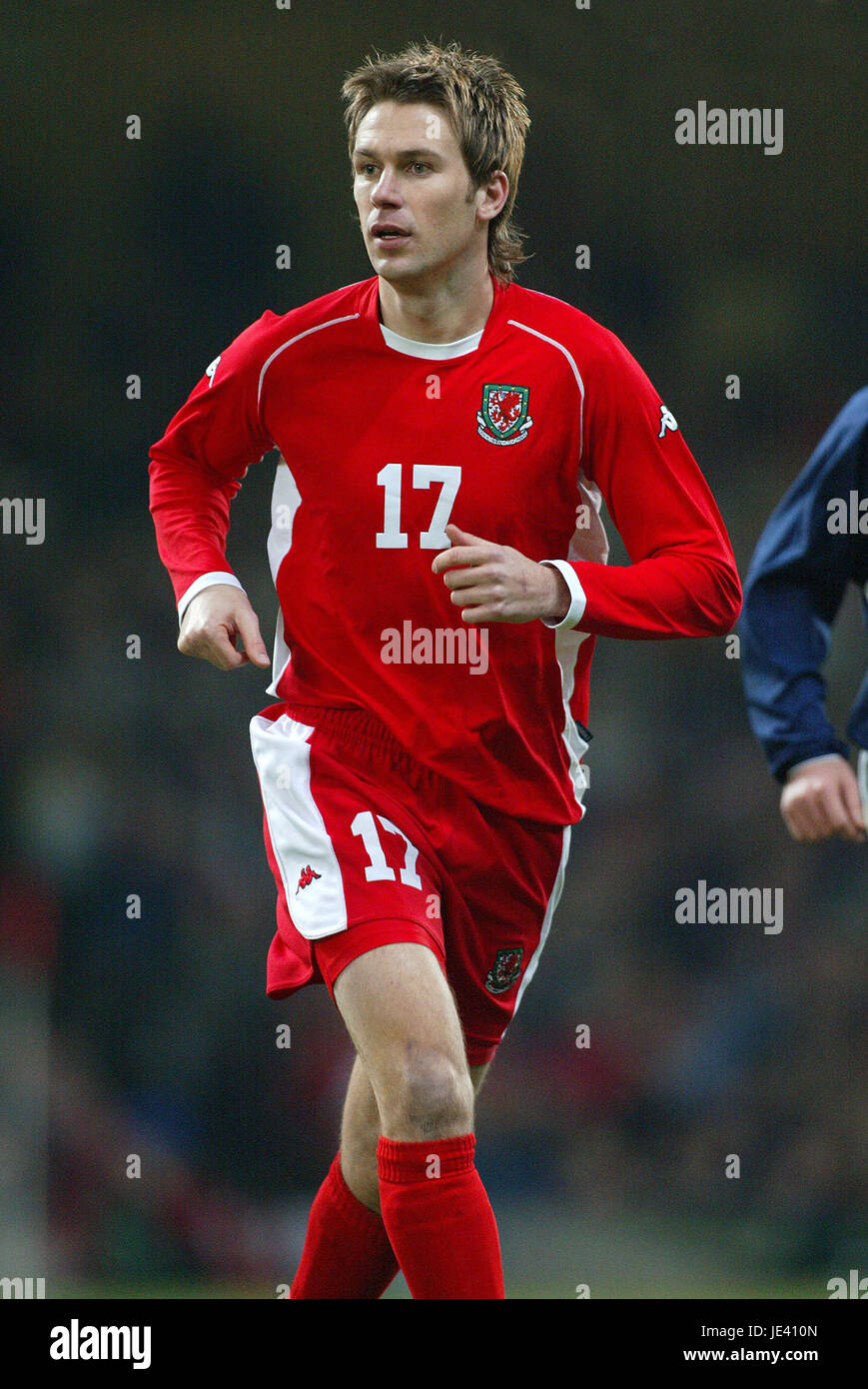 GARETH TAYLOR WALES & NOTTINGHAM FOREST MILLENIUM STADIUM CARDIFF WALES ...