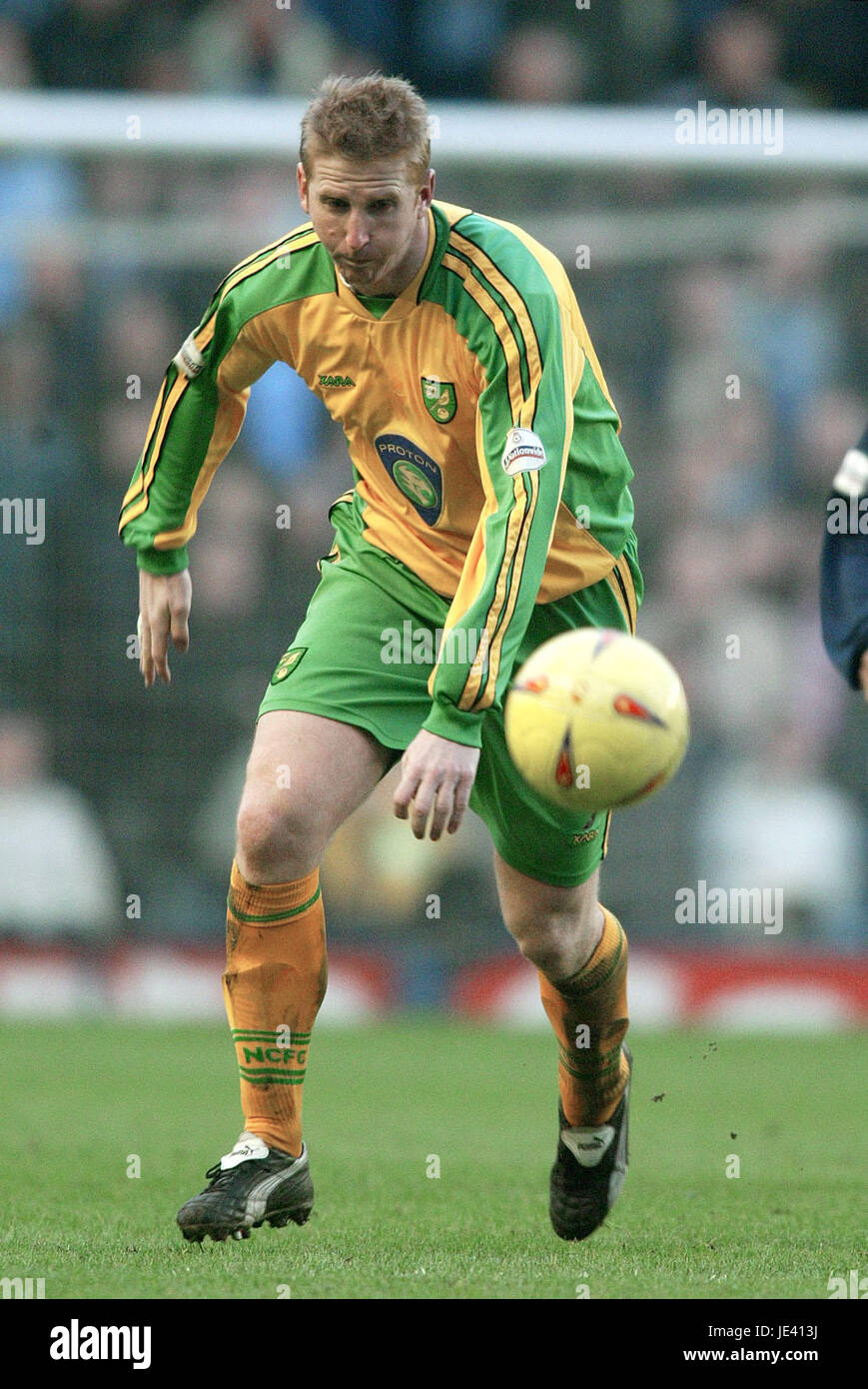 Norwich city iwan roberts hi-res stock photography and images - Alamy