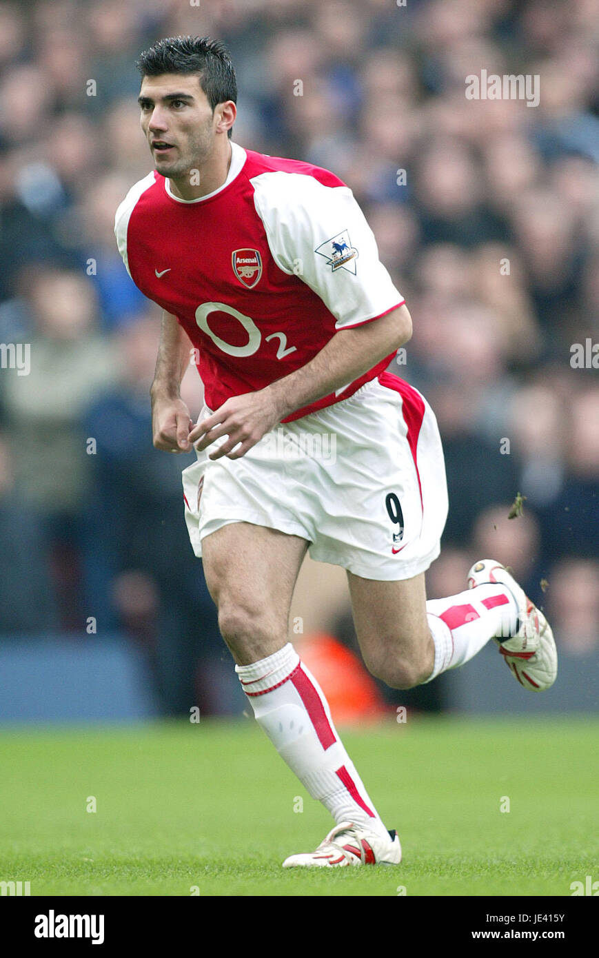 R reyes hi-res stock photography and images - Alamy