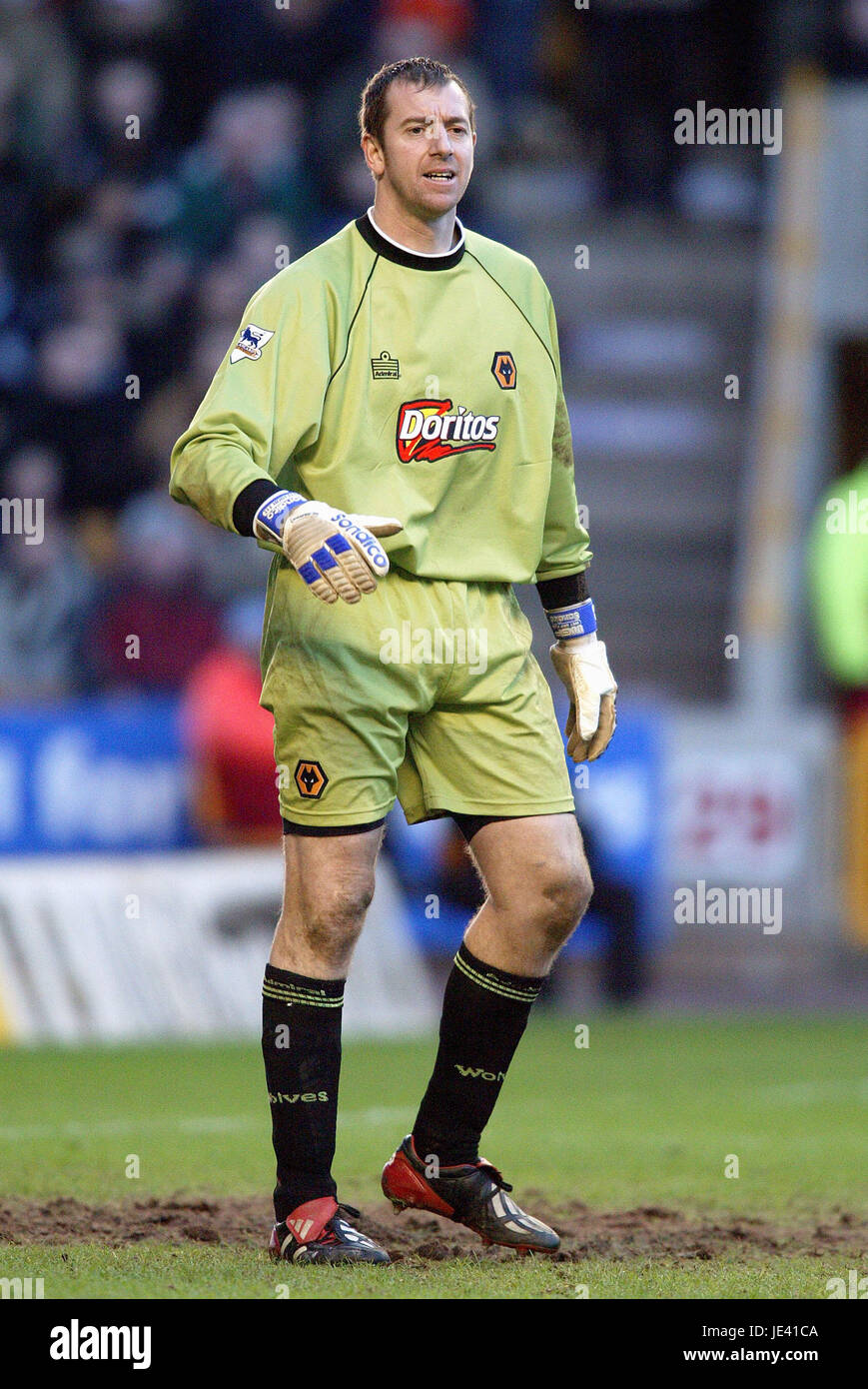 PAUL JONES WOLVERHAMPTON WANDERERS MOLINEUX WOLVERHAMPTON ENGLAND 07 ...