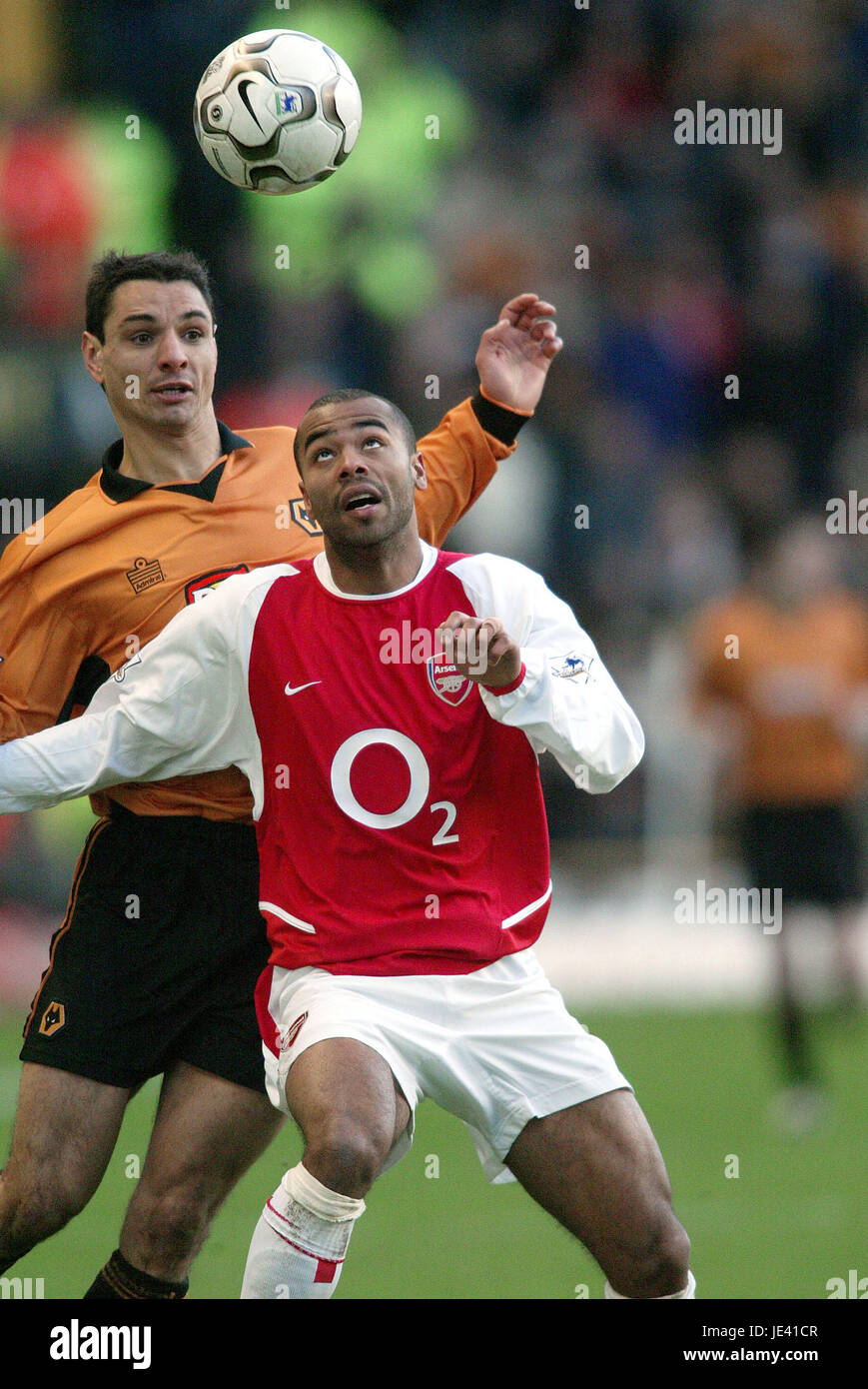 VIO GANEA & ASHLEY COLE WOLVES V ARSENAL MOLINEUX WOLVERHAMPTON ENGLAND ...