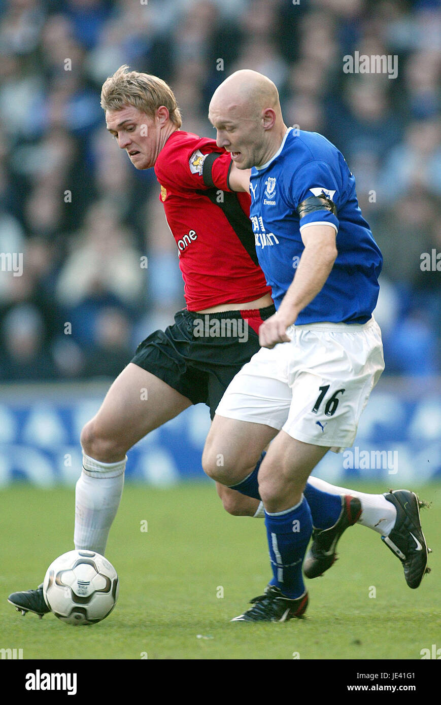 T GRAVESEN & DARREN FLETCHER EVERTON V MANCHESTER UNITED FC GOODISON ...