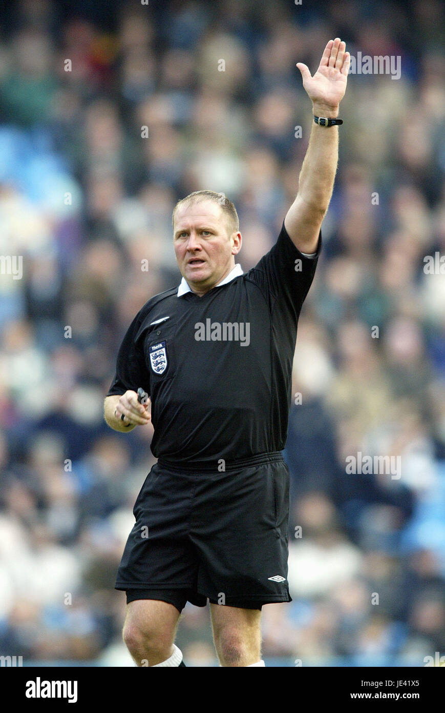 STEVE DUNN PREMIERSHIP REFEREE CITY OF MANCHESTER STADIUM MANCHESTER ...