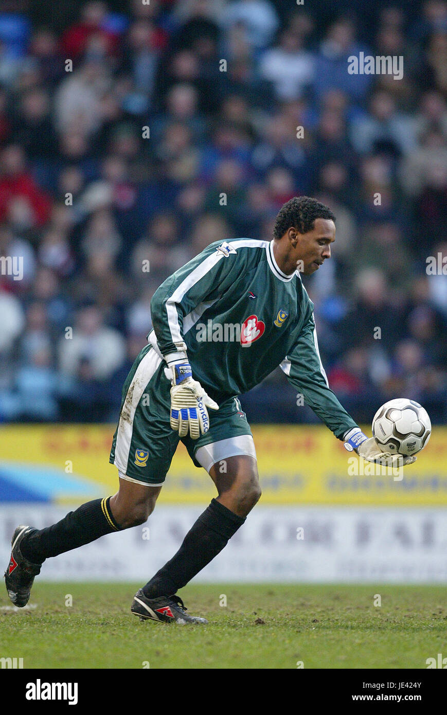 Shaka hislop hi-res stock photography and images - Alamy