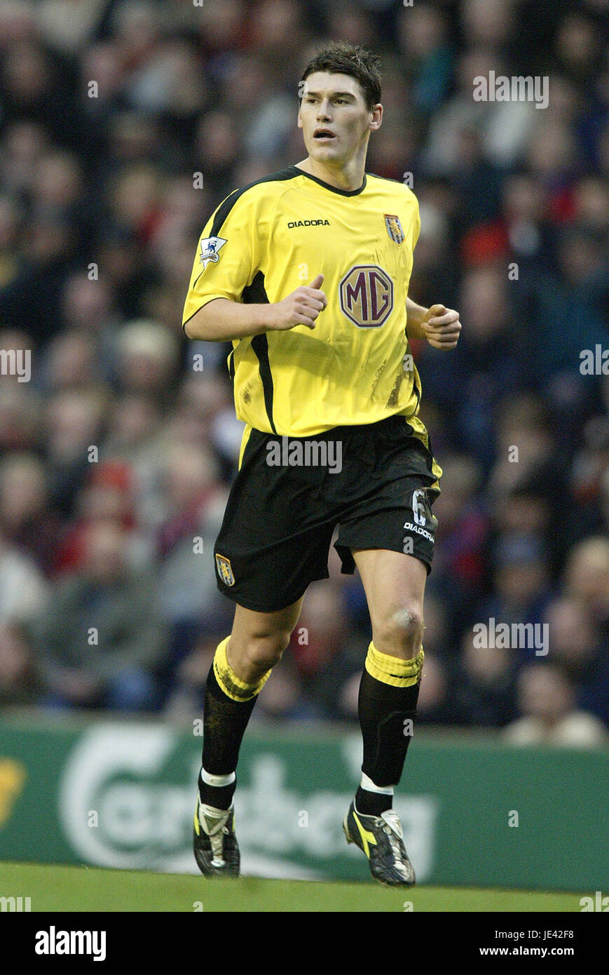 GARETH BARRY ASTON VILLA FC ANFIELD LIVERPOOL ENGLAND 10 January 2004 ...