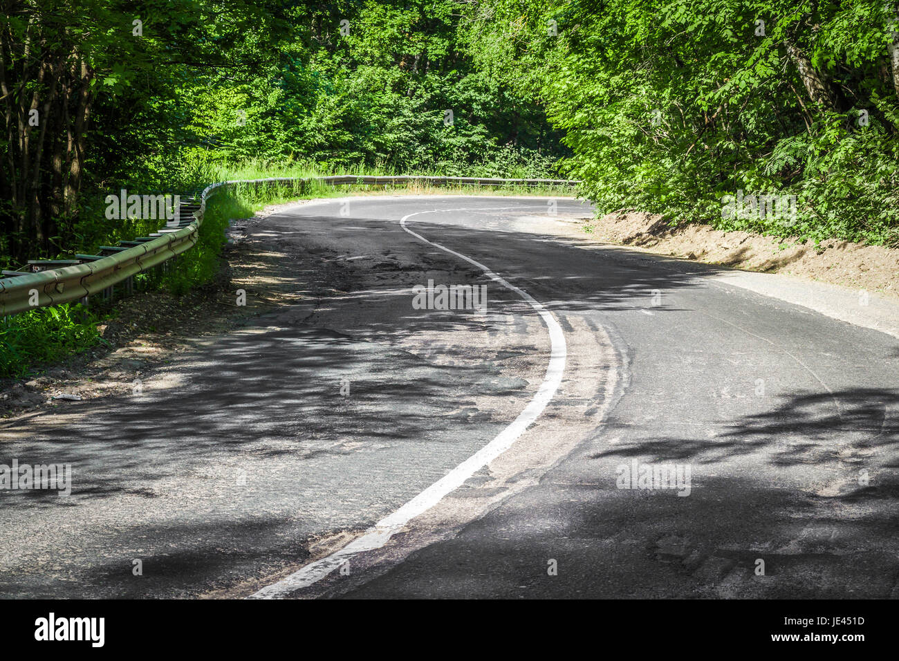 Straight road section hi-res stock photography and images - Alamy