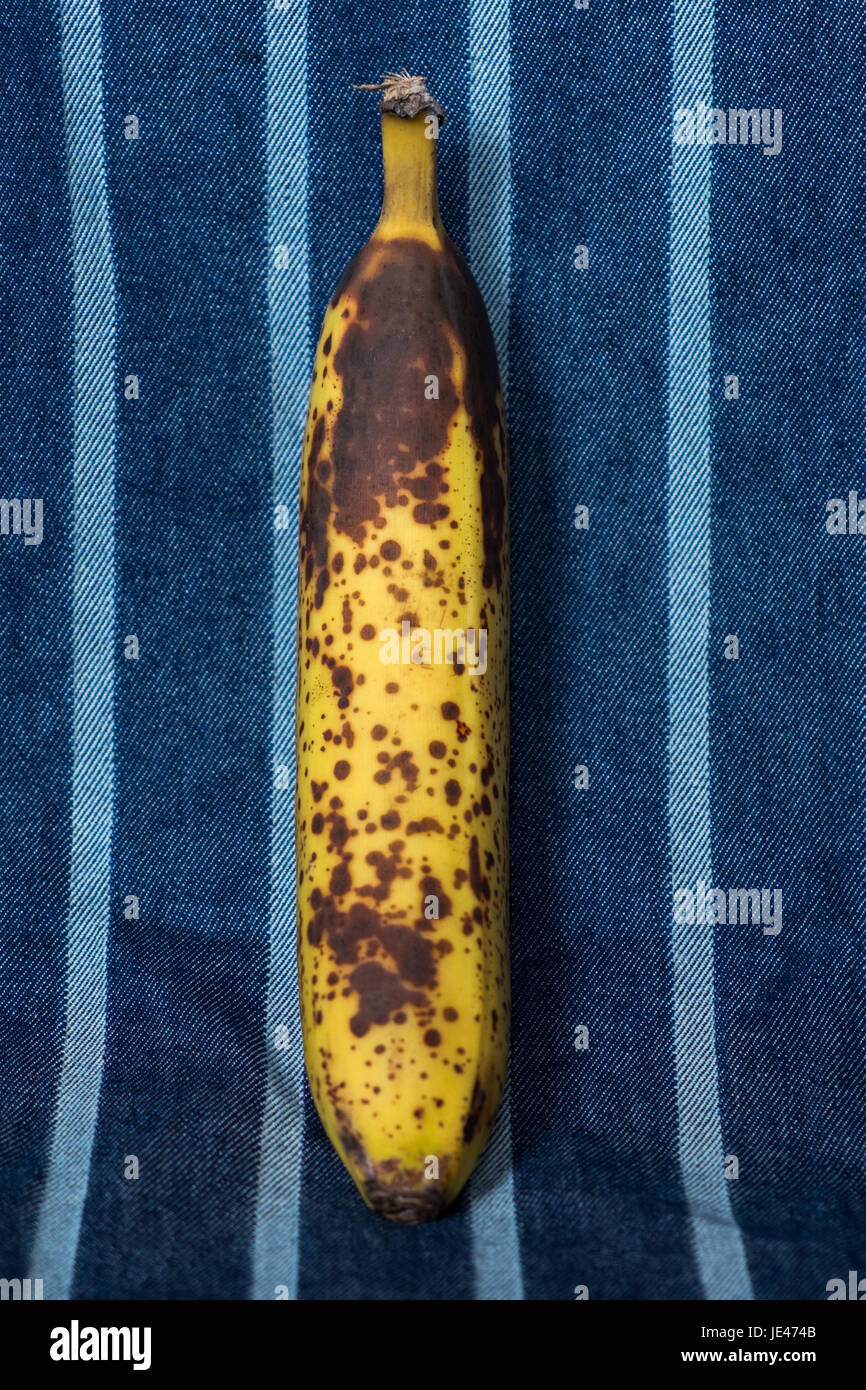Blue banana hi-res stock photography and images - Alamy