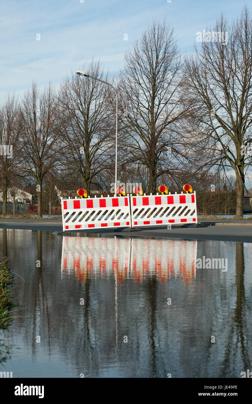 Flood traffic light hi-res stock photography and images - Alamy