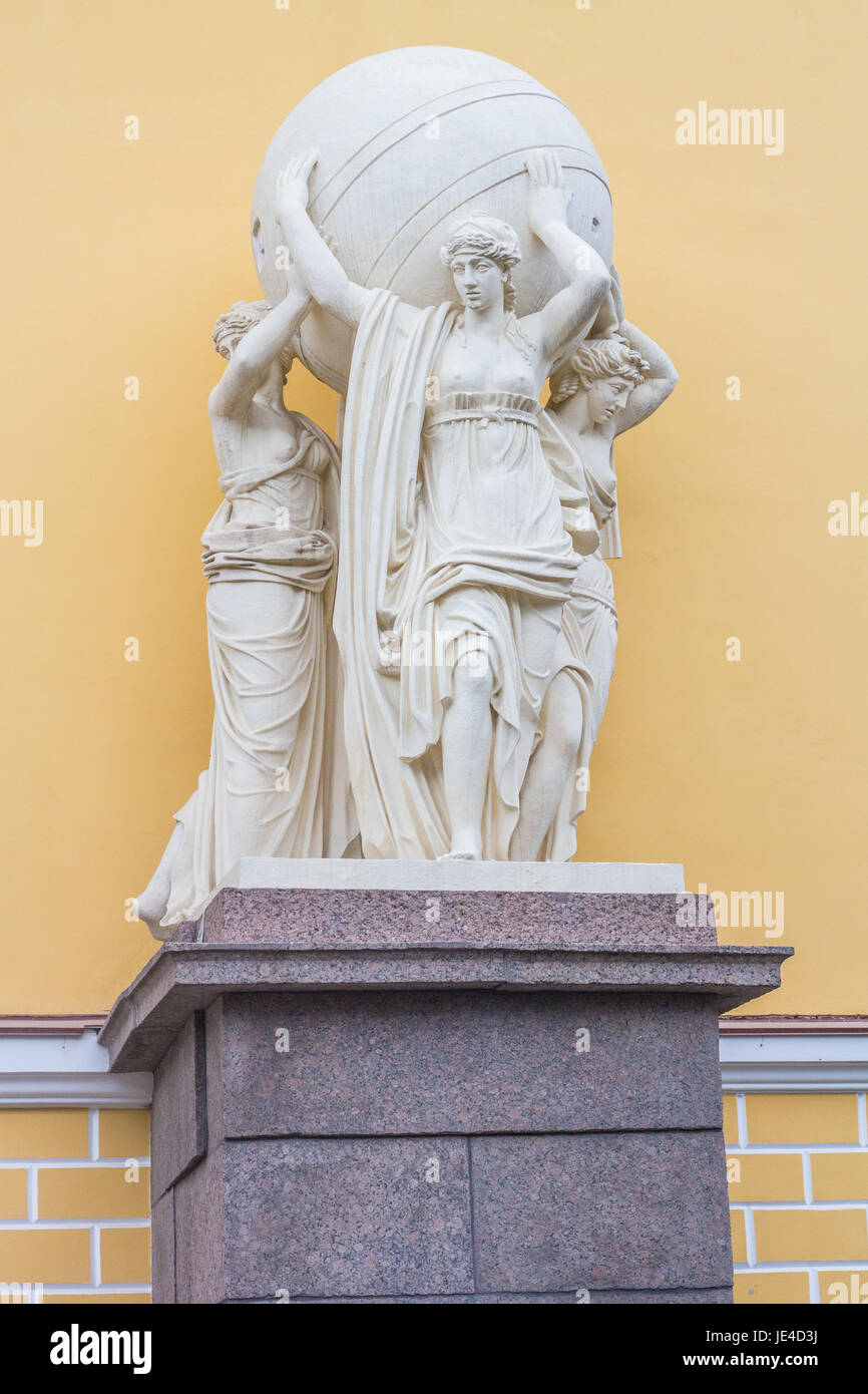 Statue of nymph hi-res stock photography and images - Alamy
