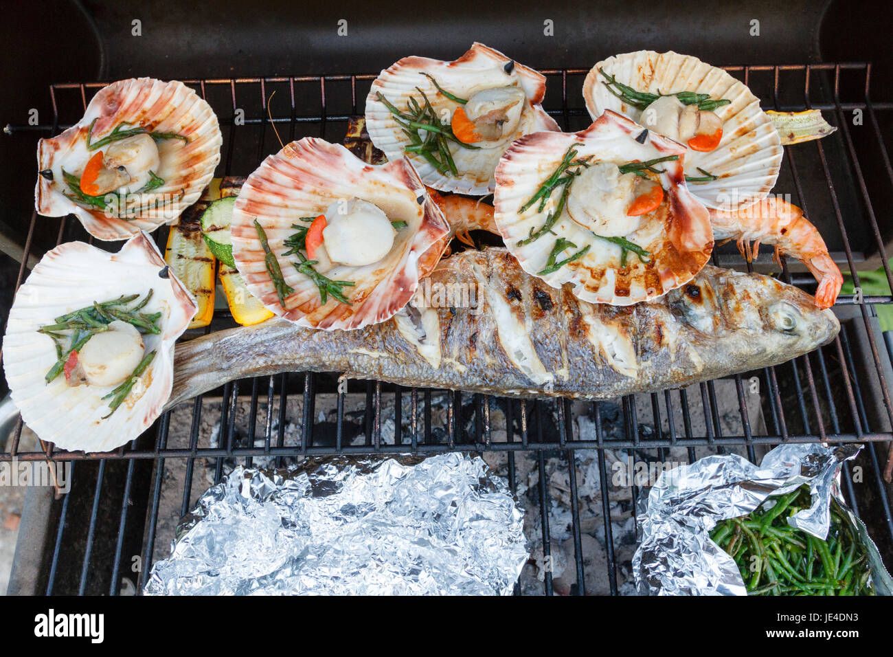 Seafood bbq uk hi-res stock photography and images - Alamy