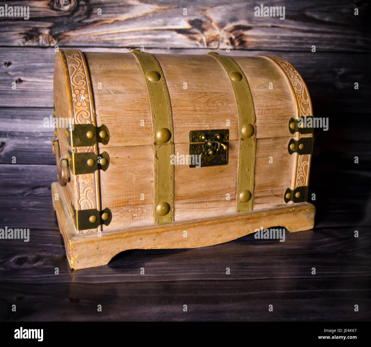 Chest Treasure Chest Stock Photo - Alamy