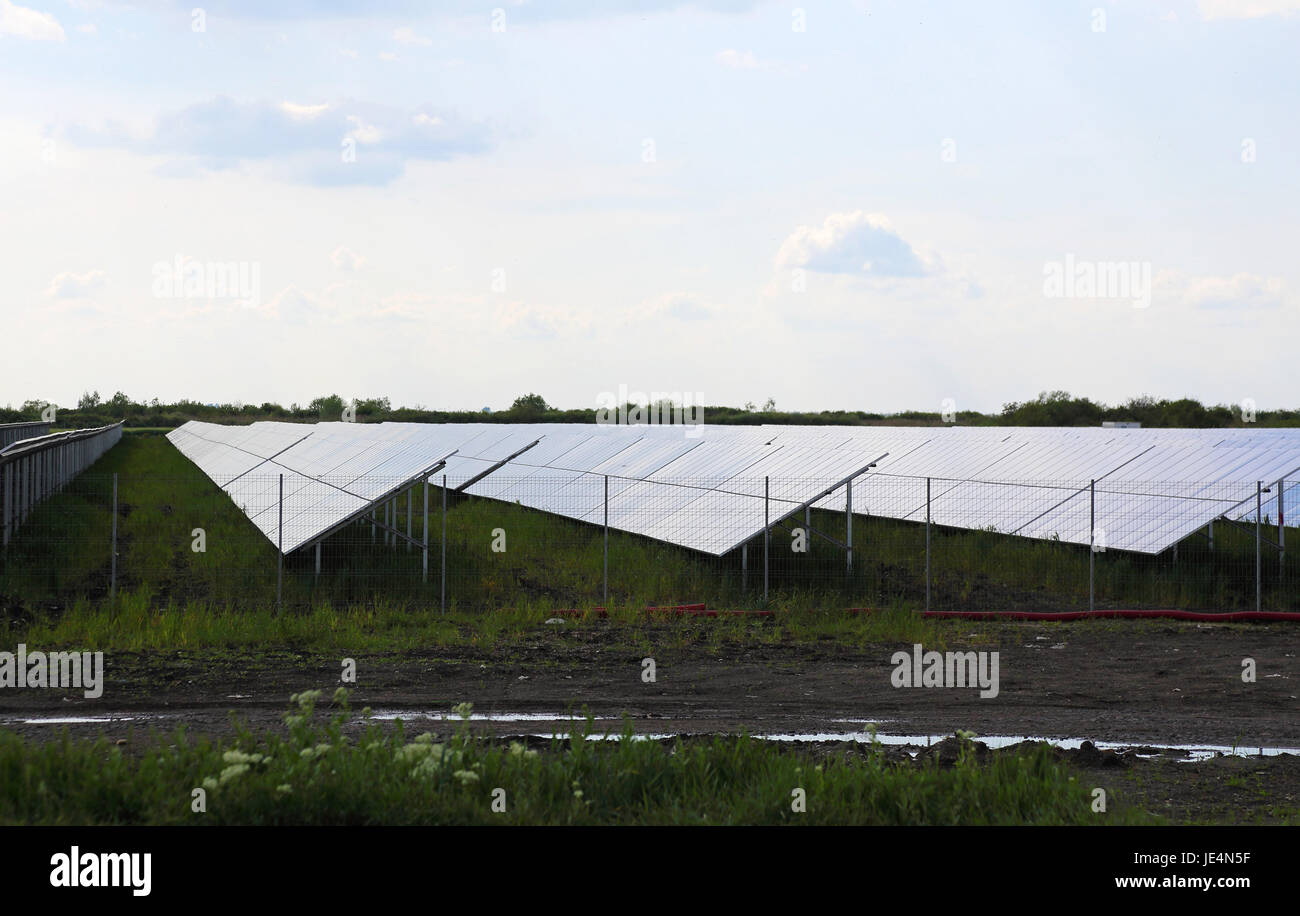 Solar field with photovoltaic power panel Stock Photo - Alamy