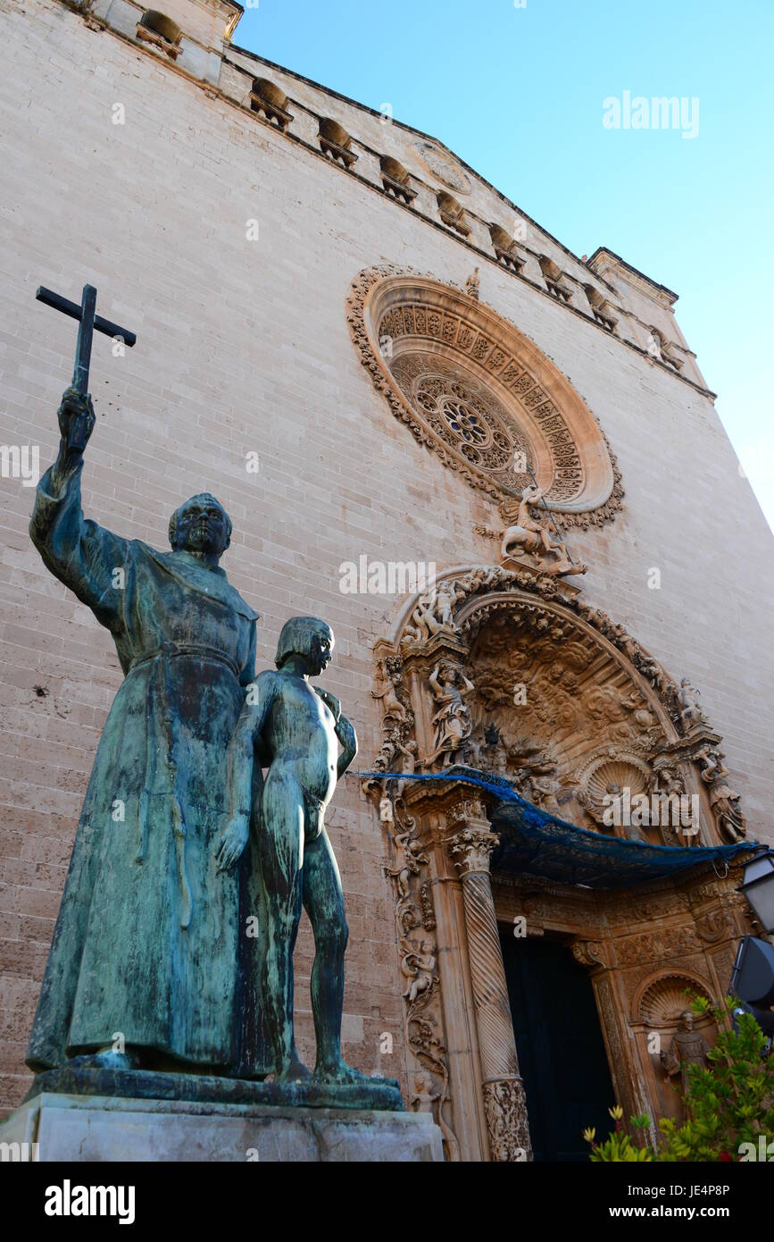 palma de mallorca - monastery san francisco - spain - fassaden Stock ...