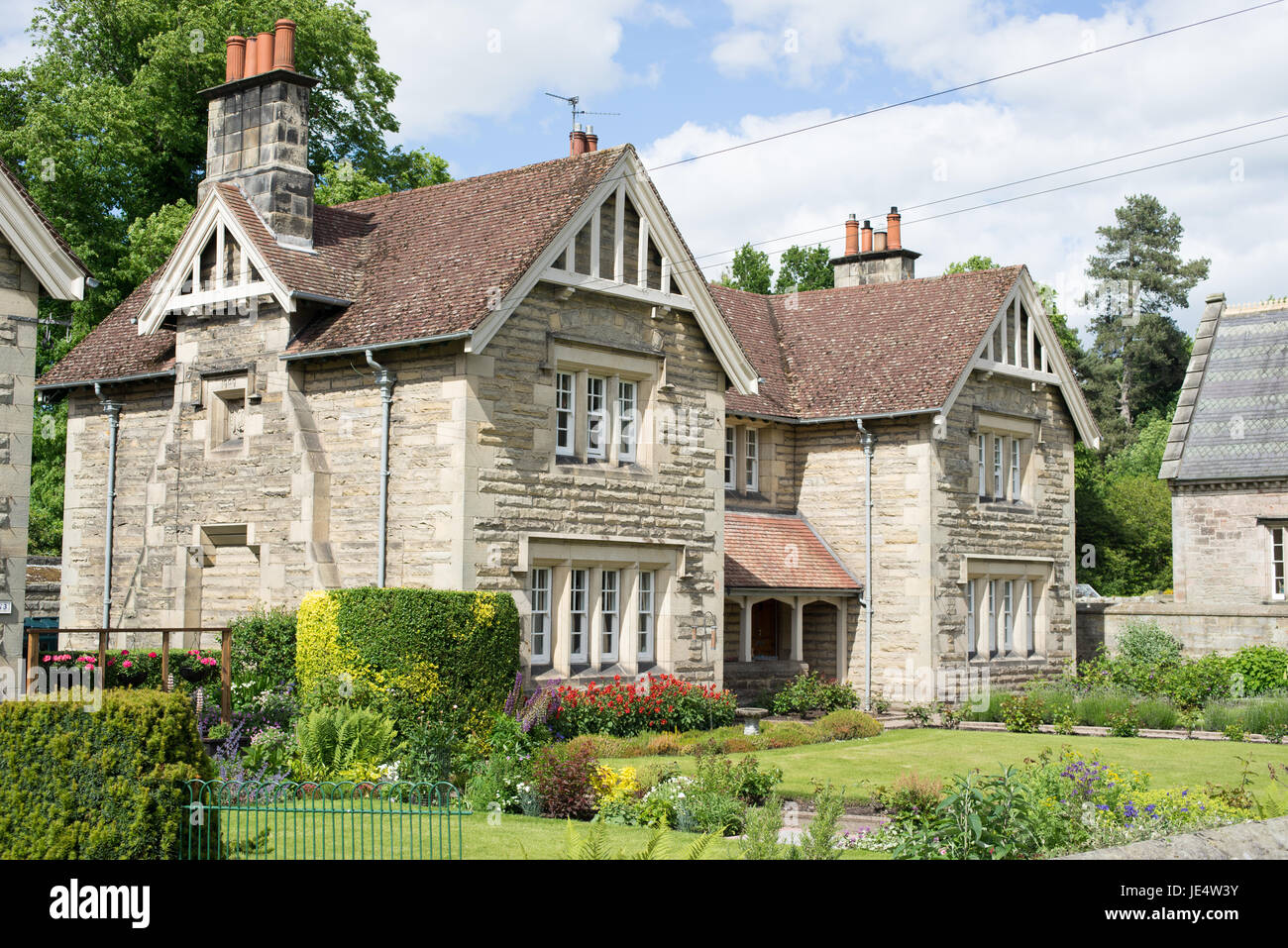 Edwardian estate architecture hi-res stock photography and images - Alamy