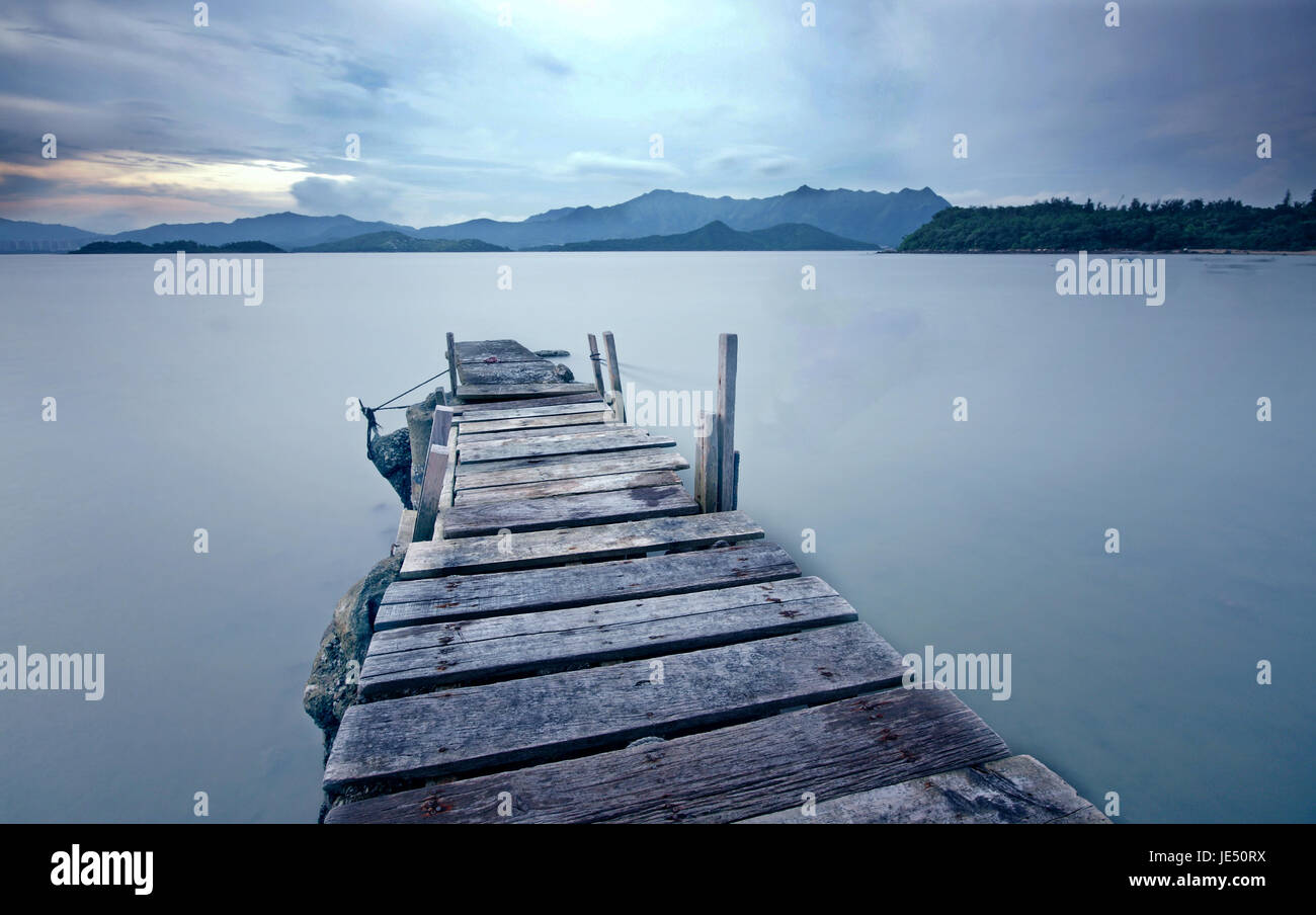 old jetty walkway pier the the lake Stock Photo - Alamy