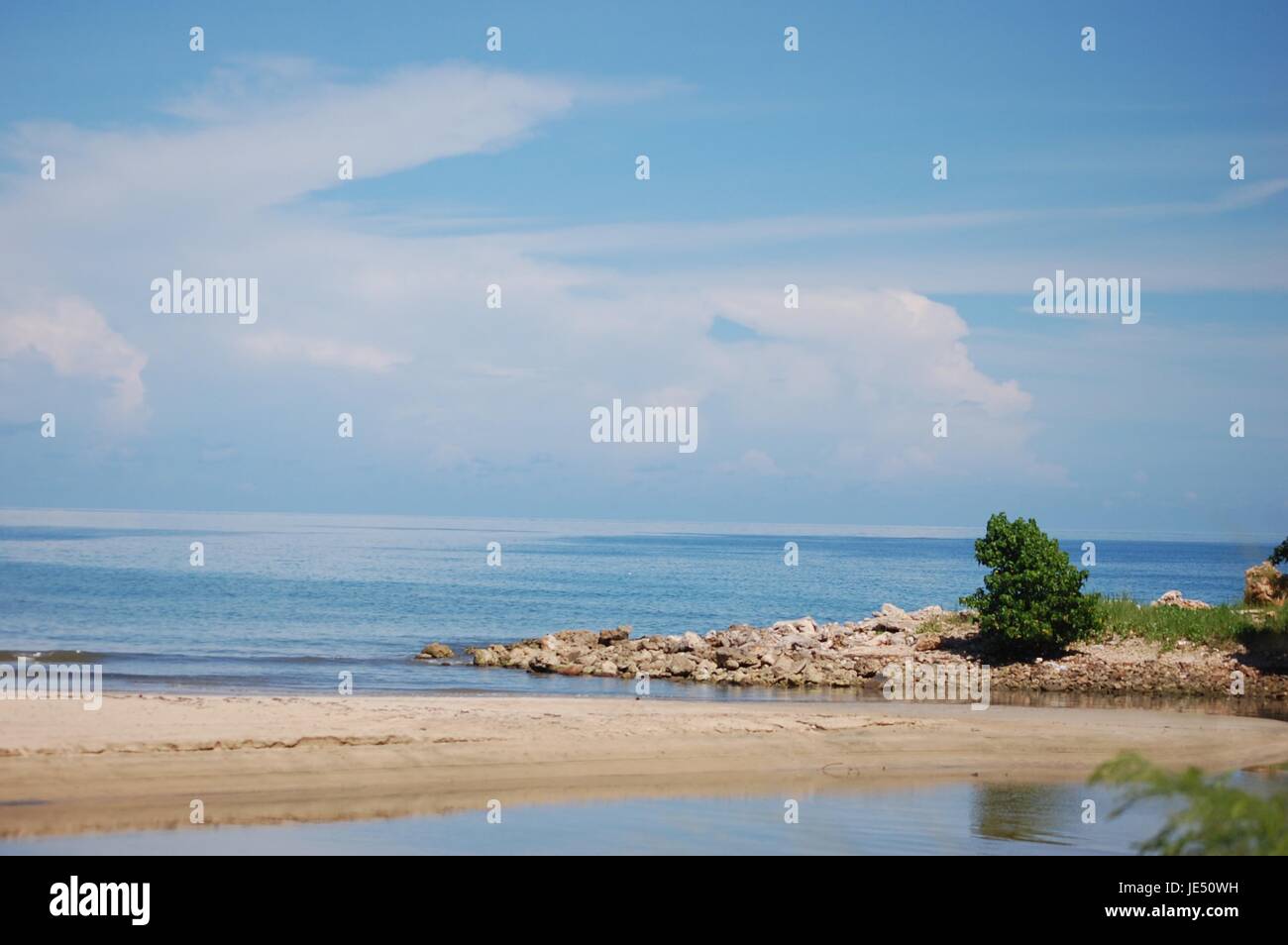 Beautiful, Symmetrical and Picturesque Ocean view and reflection on the ...