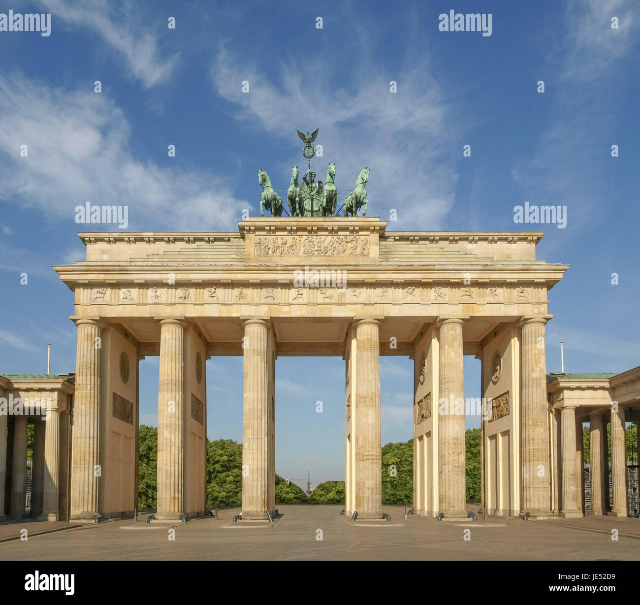 Brandenburger Tor Brandenburg Gate famous landmark in Berlin Germany ...
