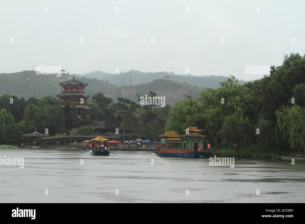 the imperial gardens of the summer palace in chengde china Stock Photo ...