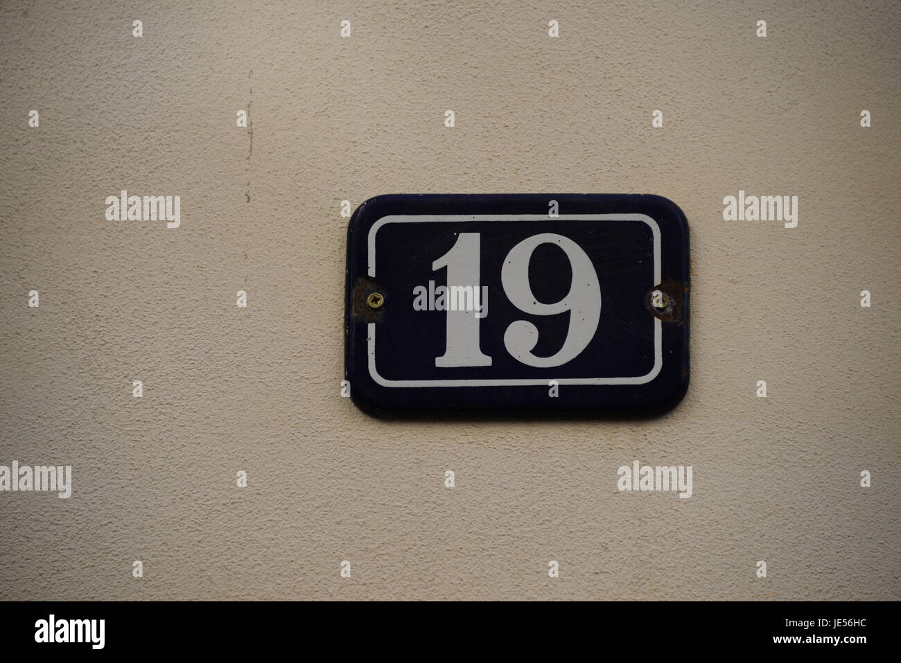 façades,street signs,email,tiles,spain,house number 19 Stock Photo - Alamy