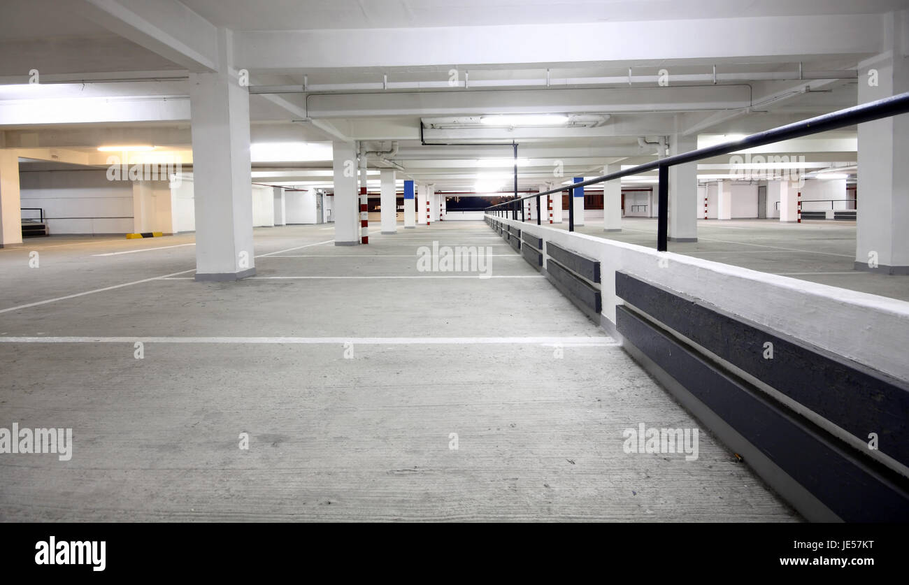 Interior multi story car park hi-res stock photography and images - Alamy