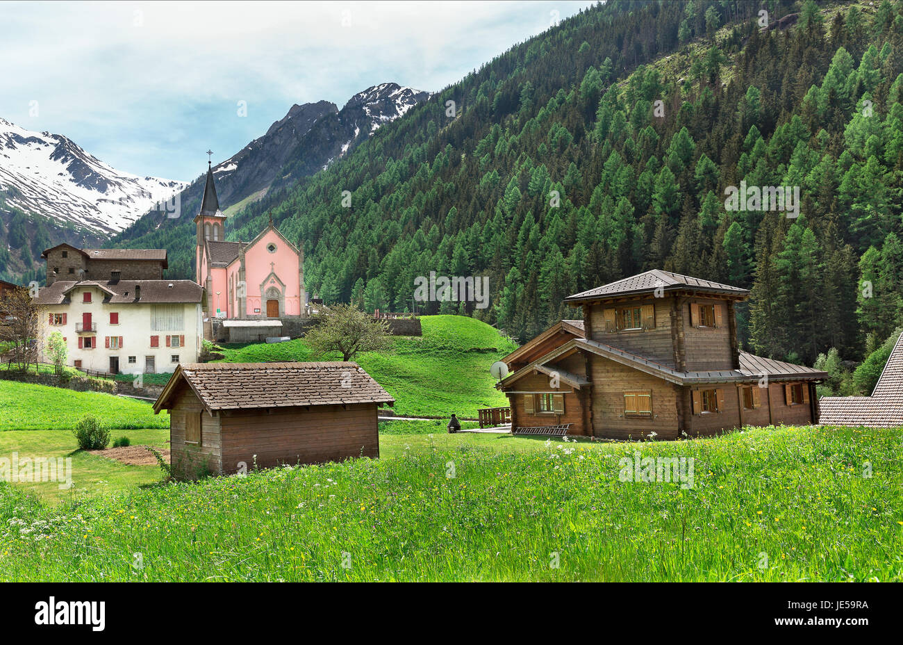 Wooden house in the alps hi-res stock photography and images - Alamy