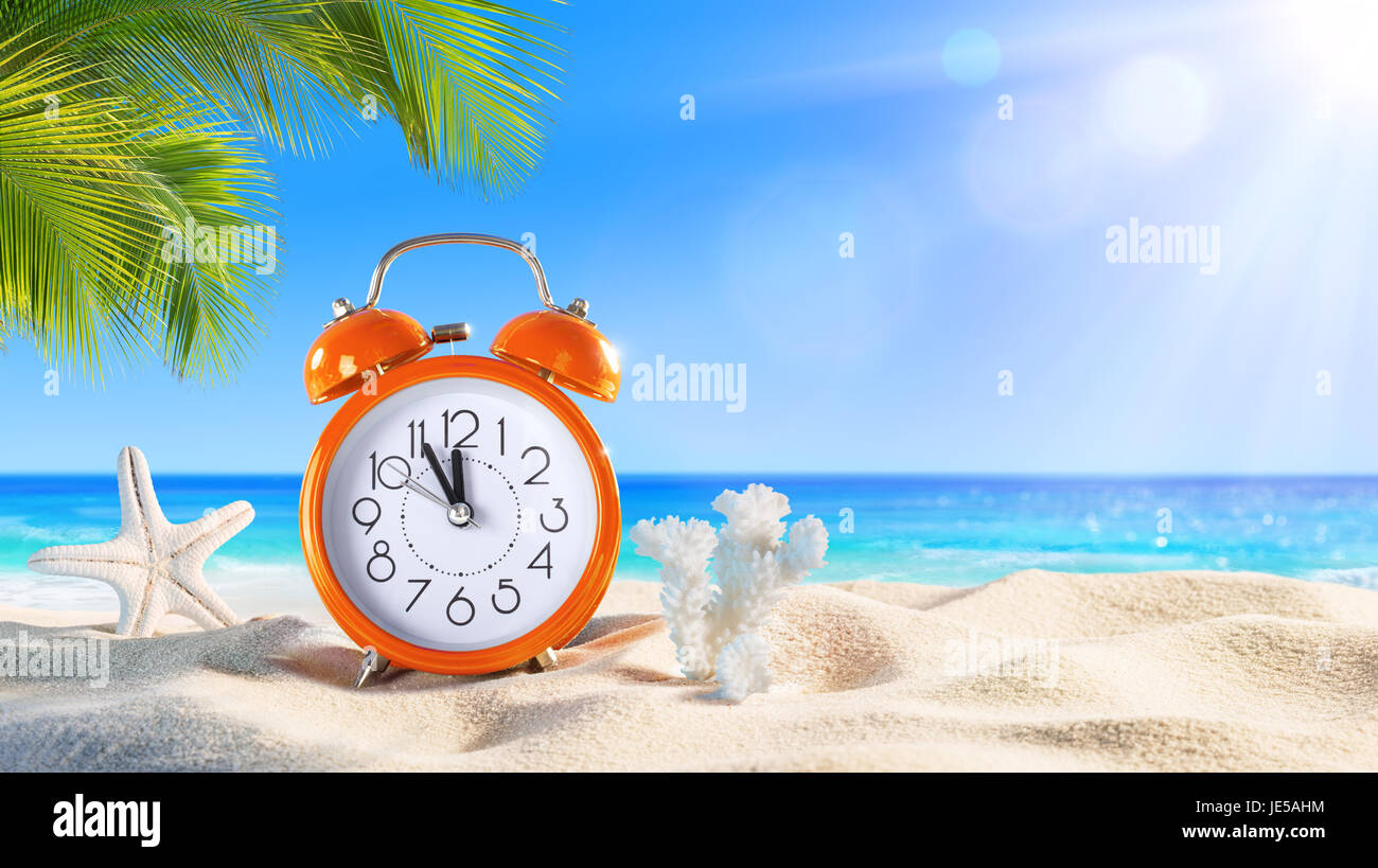 Sand timer beach hi-res stock photography and images - Alamy