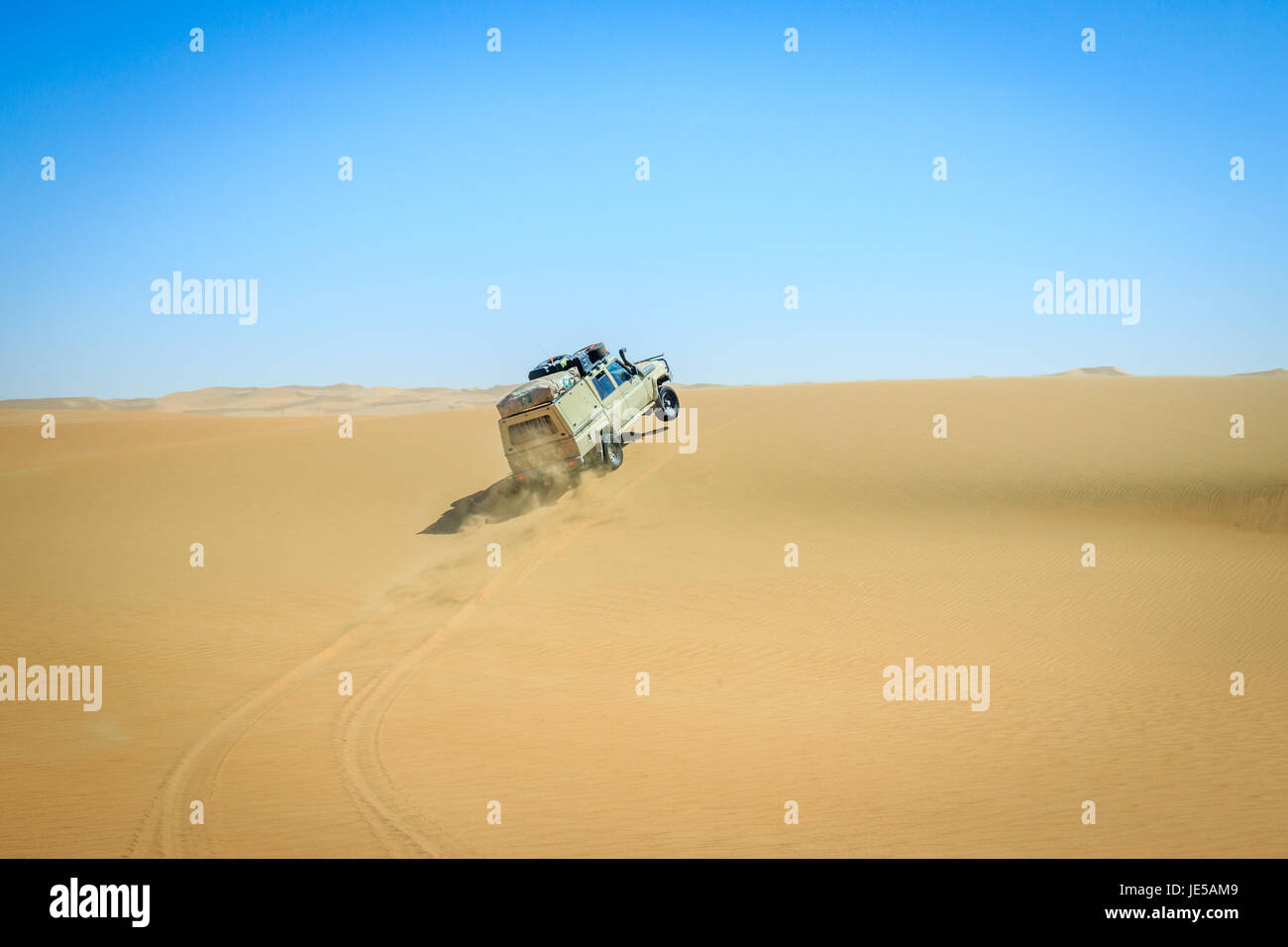 4x4 driving in the Nambian Desert, Namibia Stock Photo - Alamy