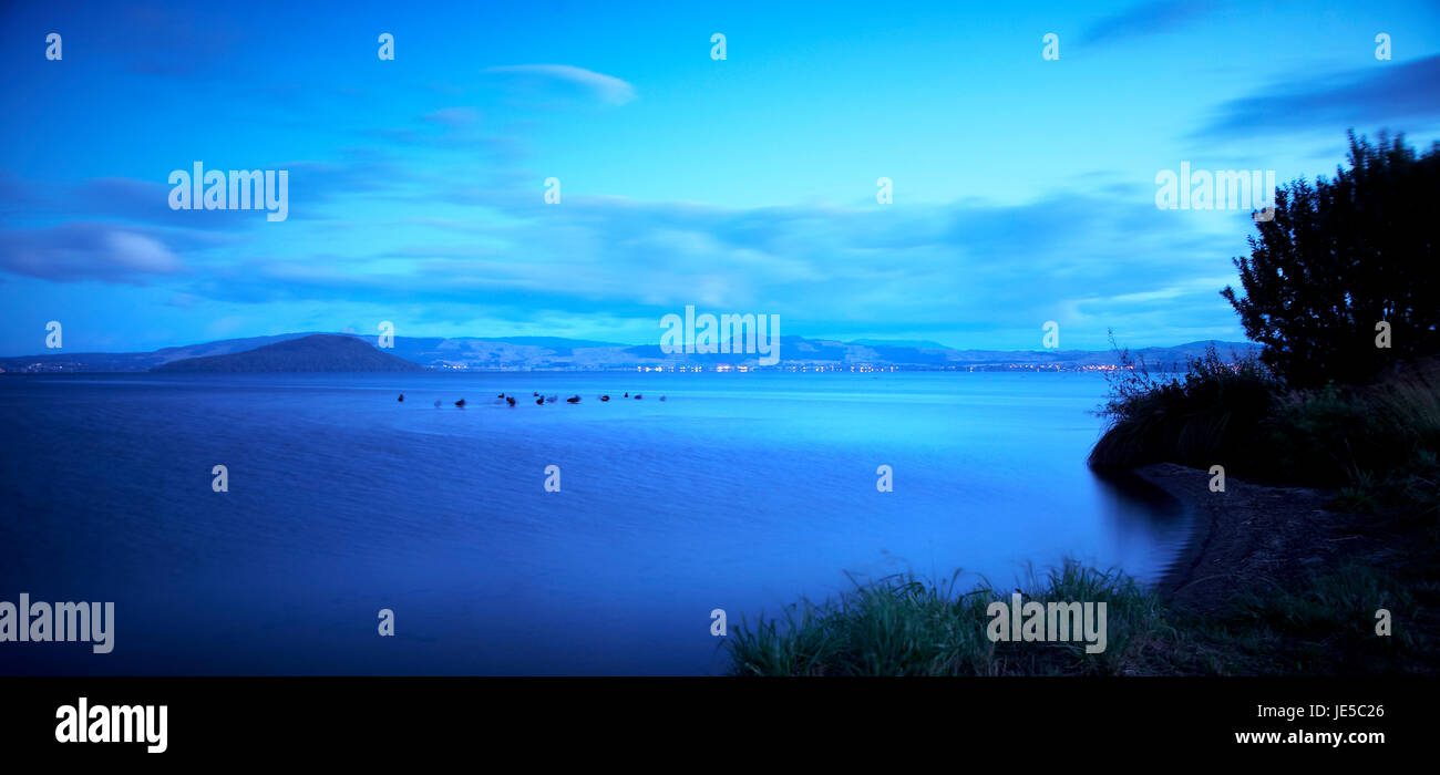 River mouth waiteti stream waiteti bay lake rotorua Stock Photo - Alamy