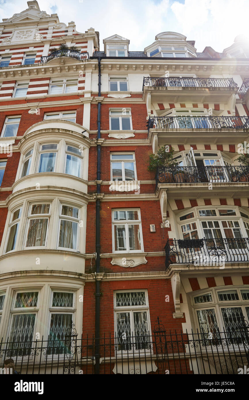 Basil street hi-res stock photography and images - Alamy