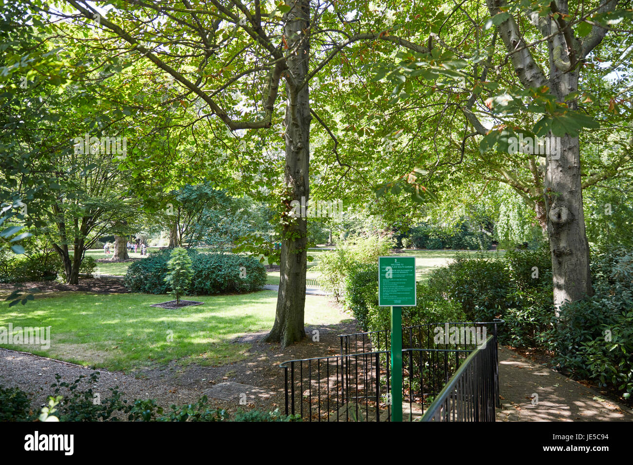 Cadogan Place, London, UK Stock Photo - Alamy