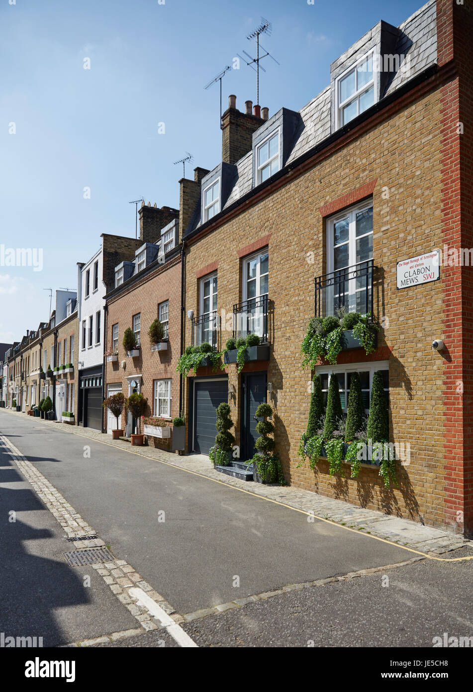 Clabon Mews, London, UK Stock Photo - Alamy