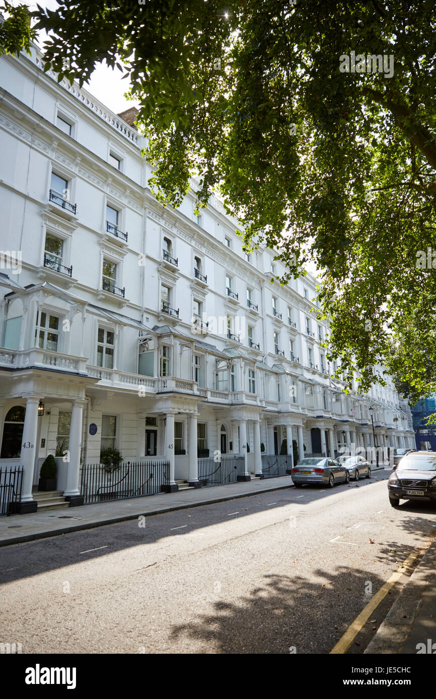 Cadogan Place, London, UK Stock Photo - Alamy