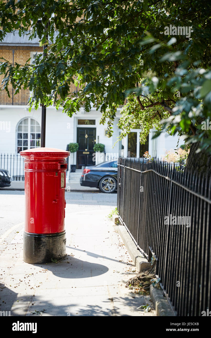 Cadogan Place, London, UK Stock Photo - Alamy