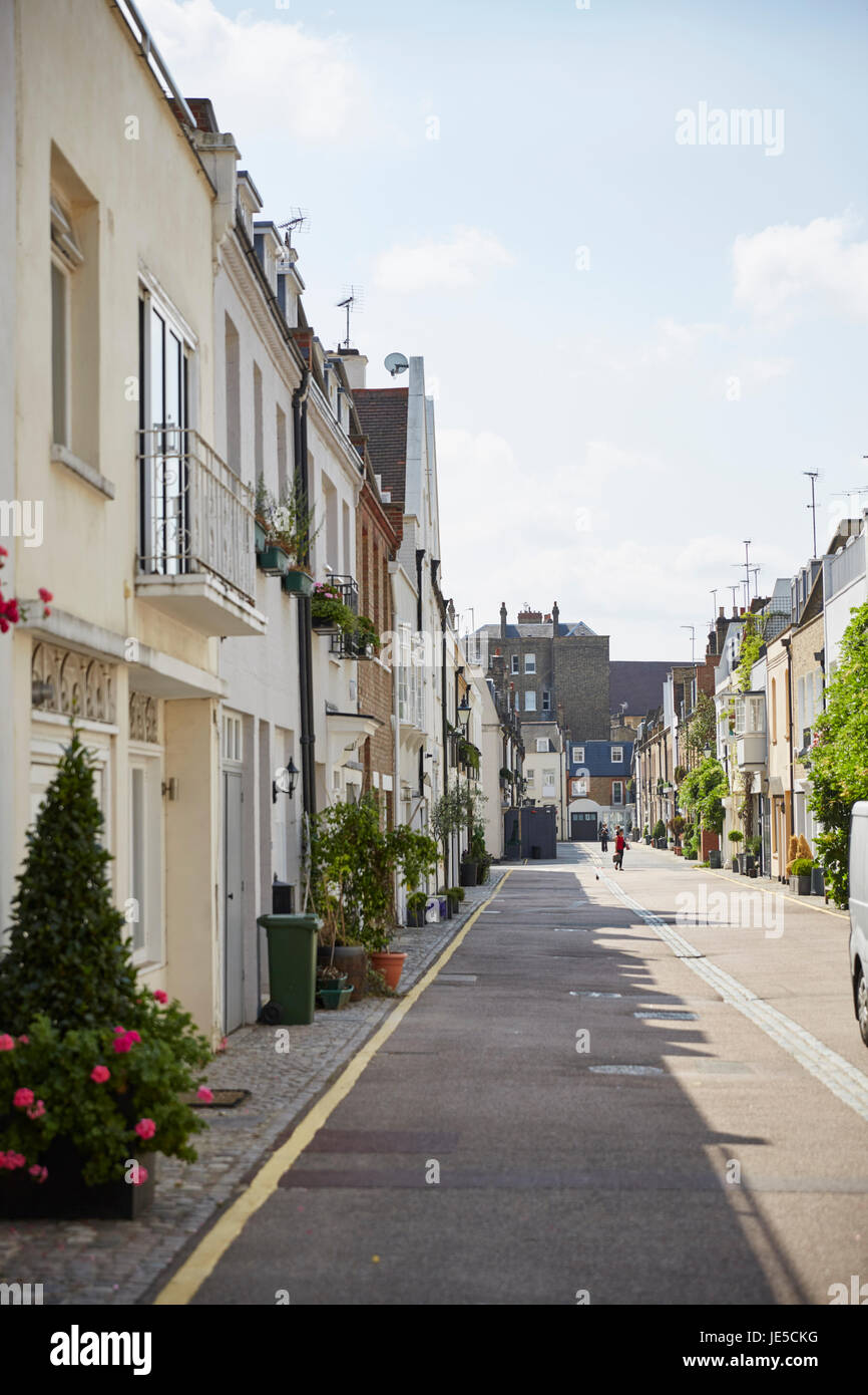 Clabon Mews, London, UK Stock Photo - Alamy