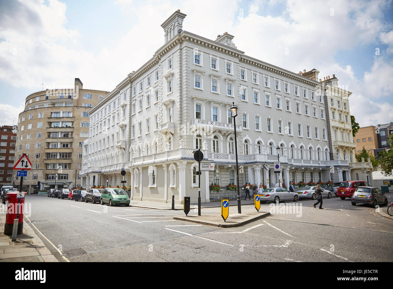 Lowndes Square, London, UK Stock Photo - Alamy