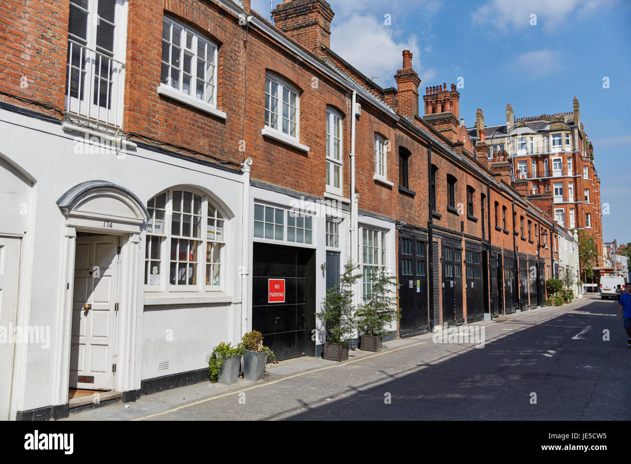 Pavillion Road, London, UK Stock Photo - Alamy
